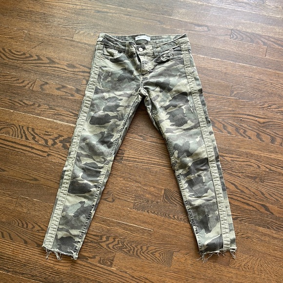 Zara | Jeans | Zara Z975 Distressed Camo Jeans | Poshmark
